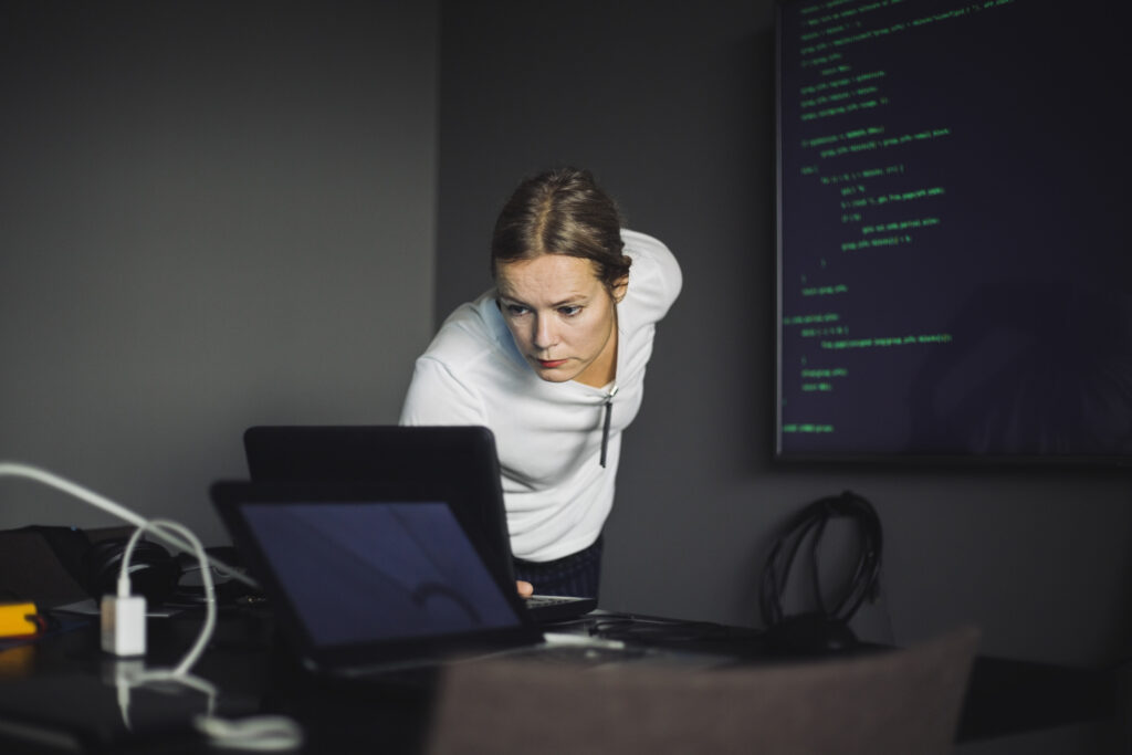 A Guide for Women in Cybersecurity | CyberDegrees.org